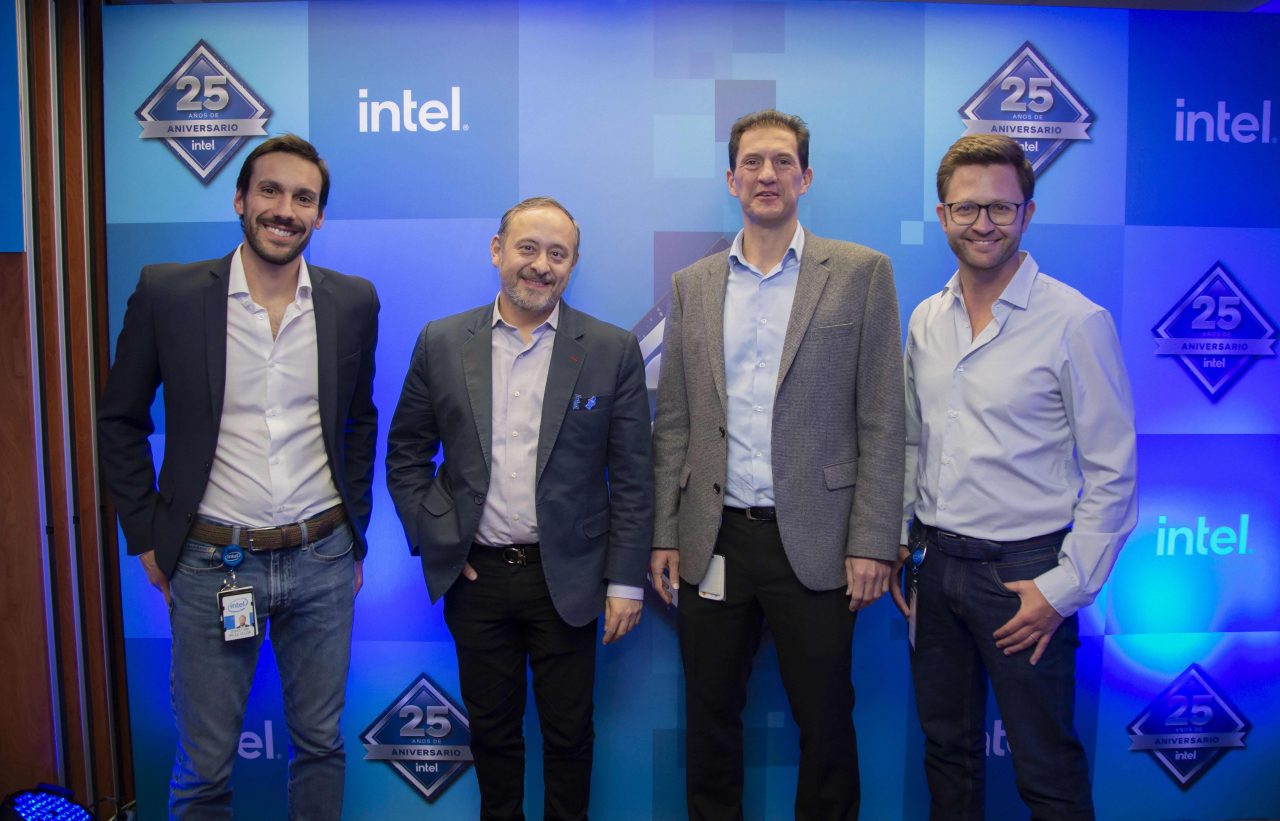 Intel celebra sus bodas de plata en Colombia - TintaTIC